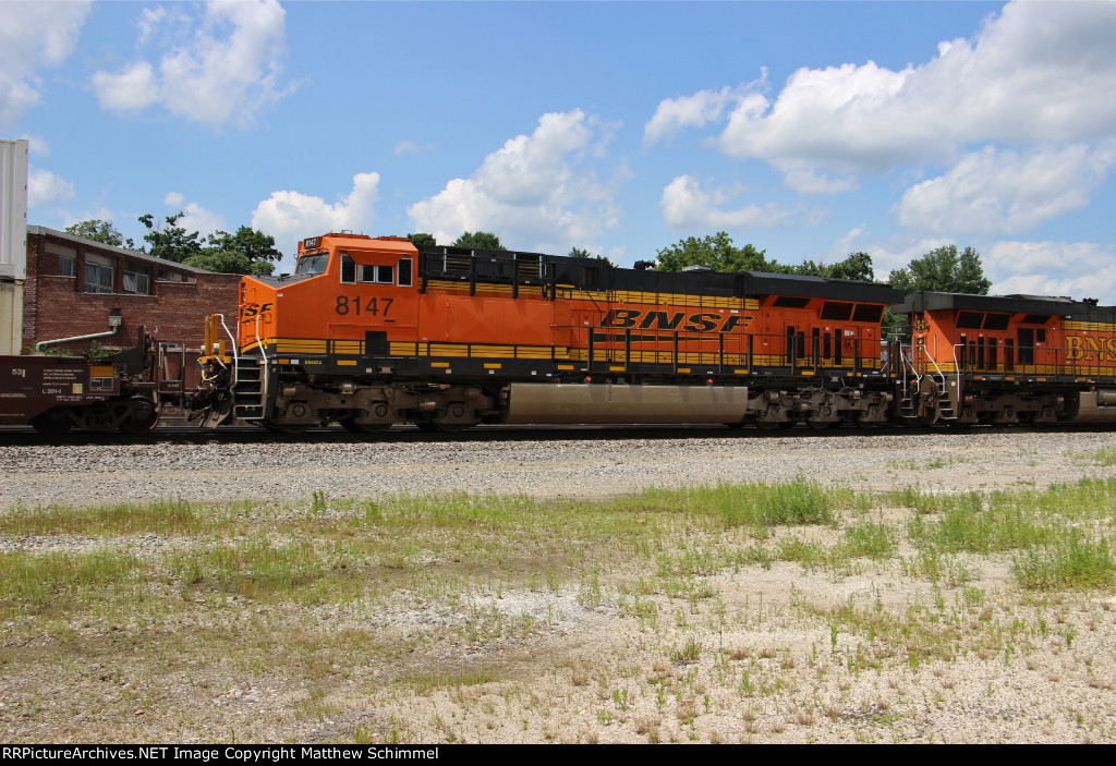 BNSF 8147